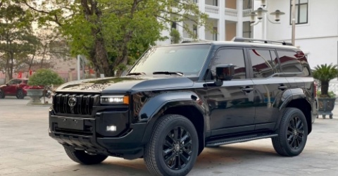 Toyota Land Cruiser bất ngờ tăng giá gần 300 triệu đồng